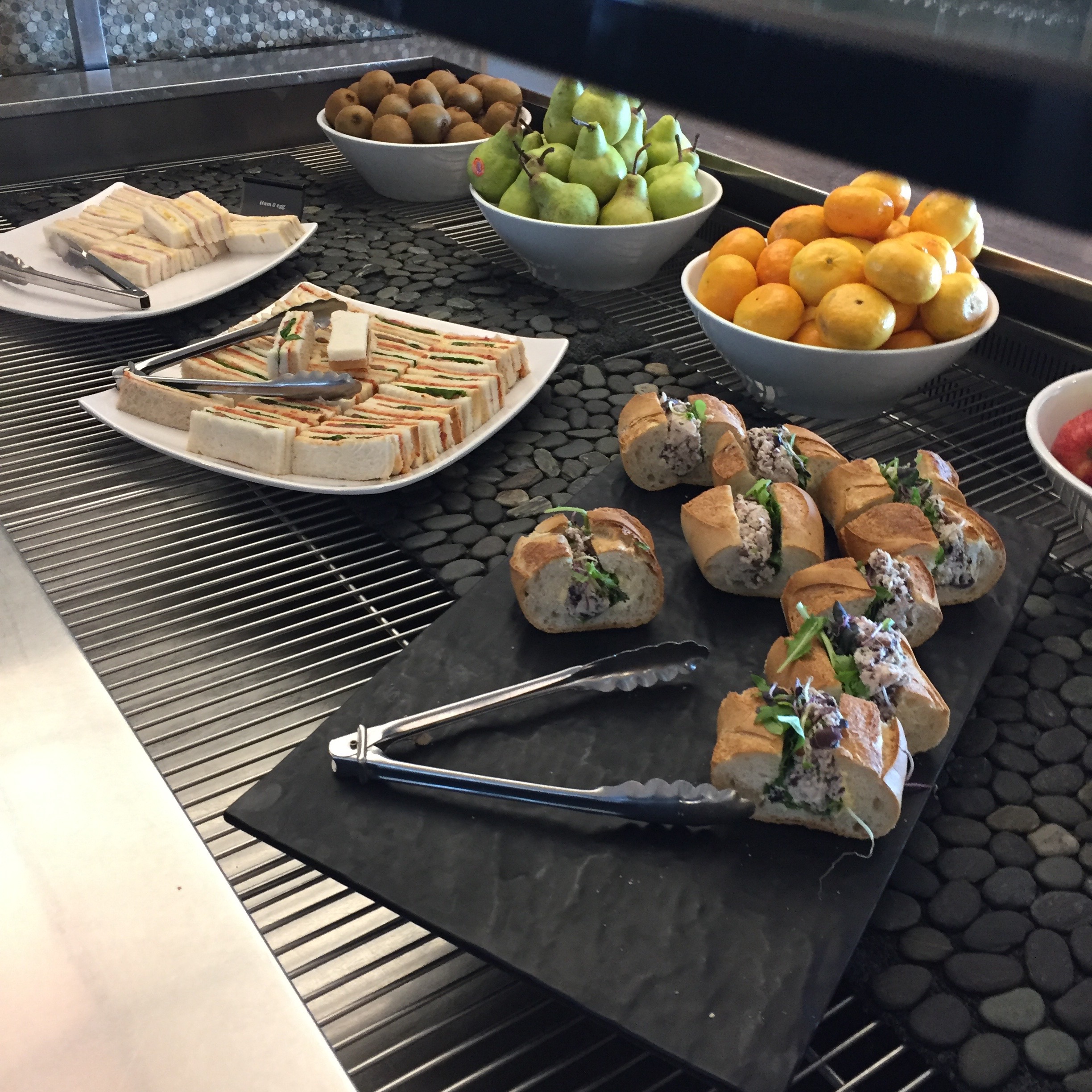 Air New Zealand Koru Lounge – Wellington – Trencherman's Travels